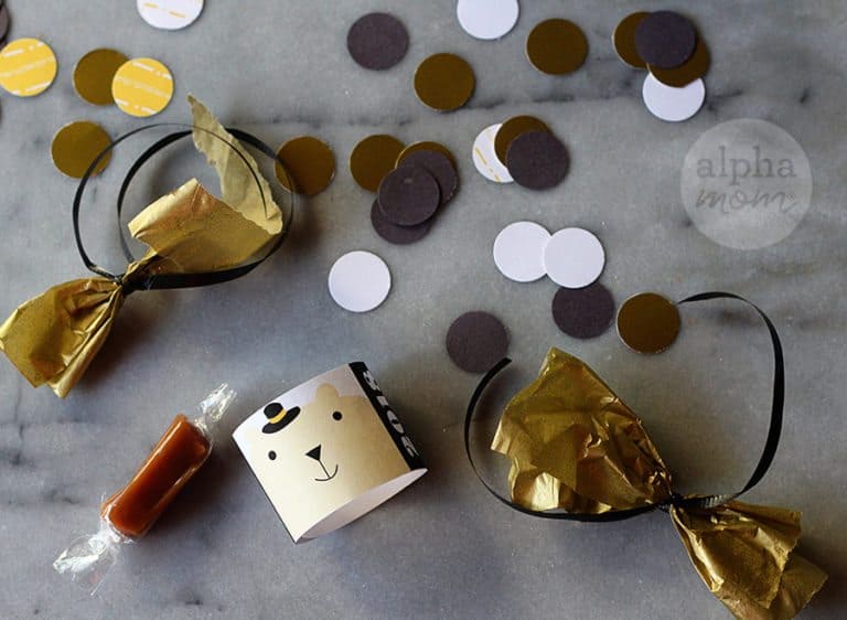 New Year's Confetti Poppers for Kids Tutorial | Alpha Mom