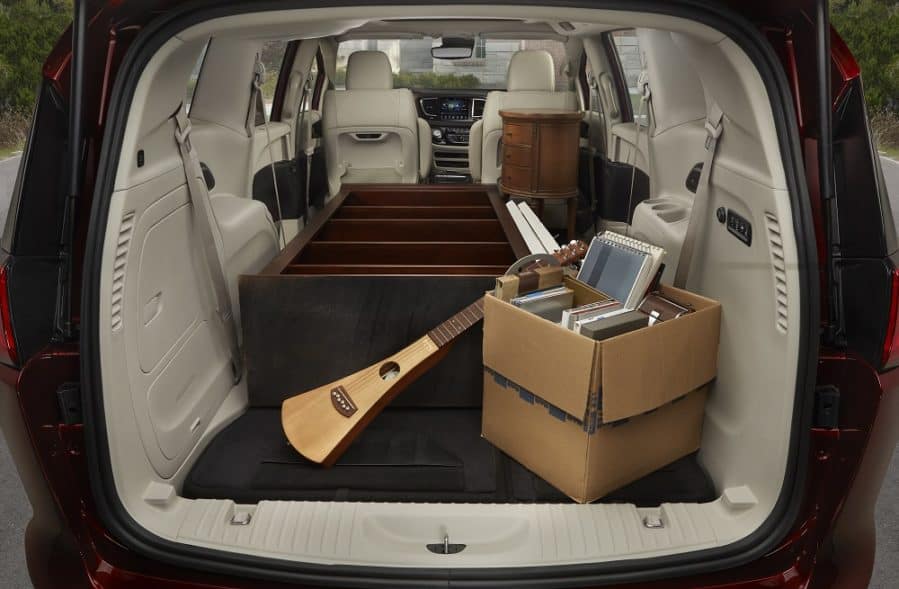 Three Reasons to Love Minivans | Alpha Mom